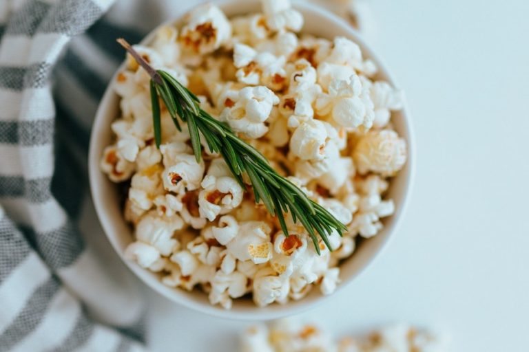 Rosemary-Olive Oil Popcorn | Diane Kochilas