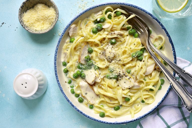 Linguine al Greco with Leftover Chicken, Peas & Greek Yogurt