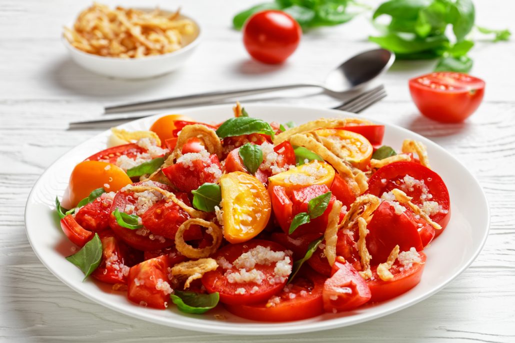 RIPE TOMATO SALAD WITH QUINOA, CRISPY ONIONS AND BASIL | The Ikaria Diet