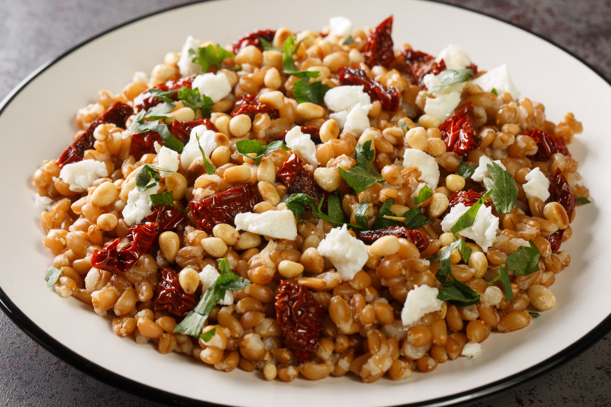 FARRO VEGETABLE SOUP WITH BEANS, CARROTS, TOMATOES & HERBS | The Ikaria ...